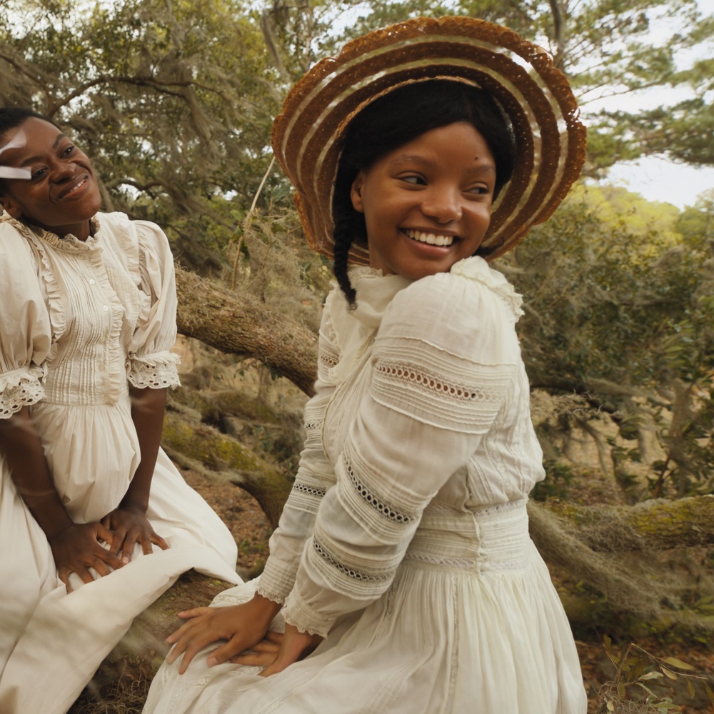 Halle Bailey - Cinoche.com