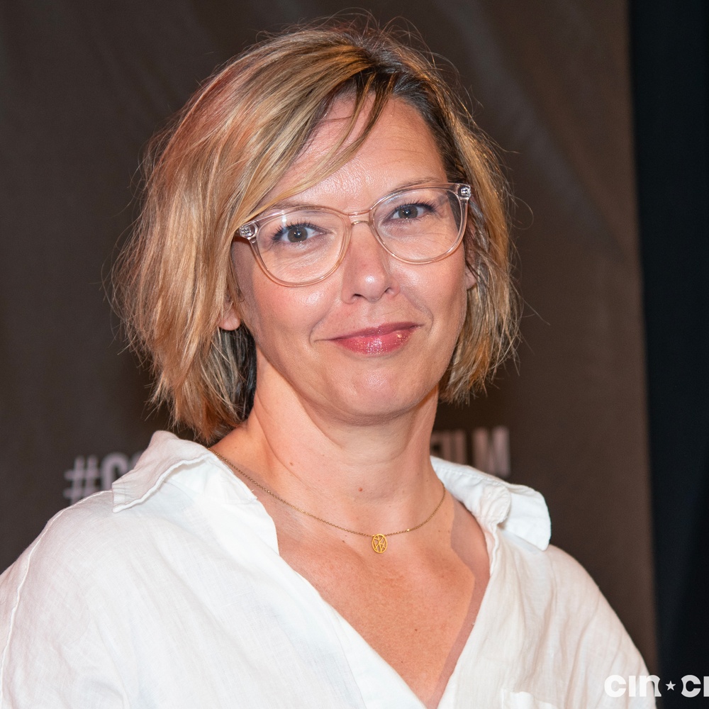 Julie Ménard - Cinoche.com